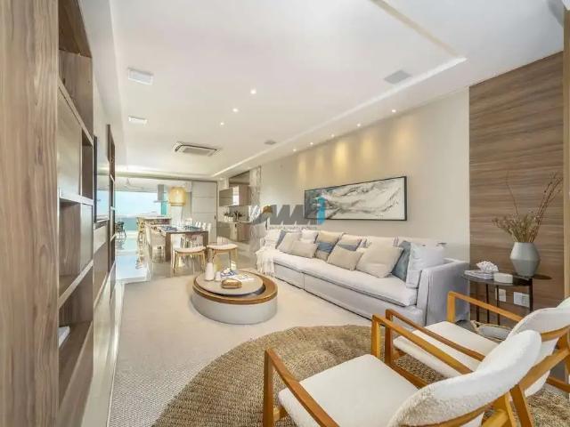 Apartamento para Venda em Balneário Camboriú/SC Centro 4 Quartos