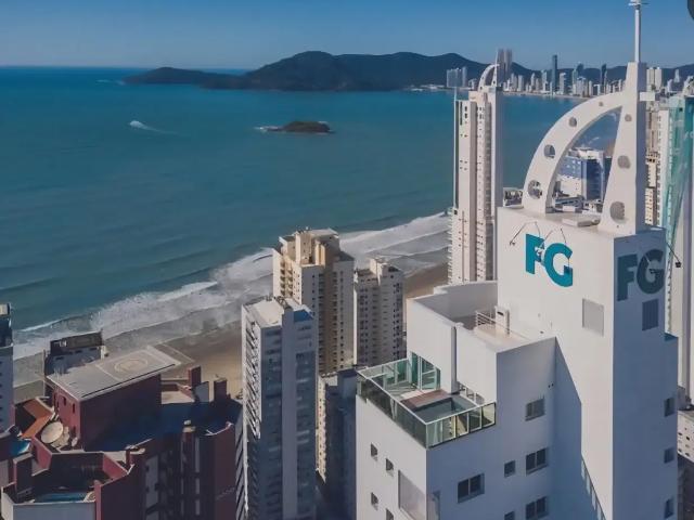Apartamento para Venda em Balneário Camboriú/SC Centro 4 Quartos