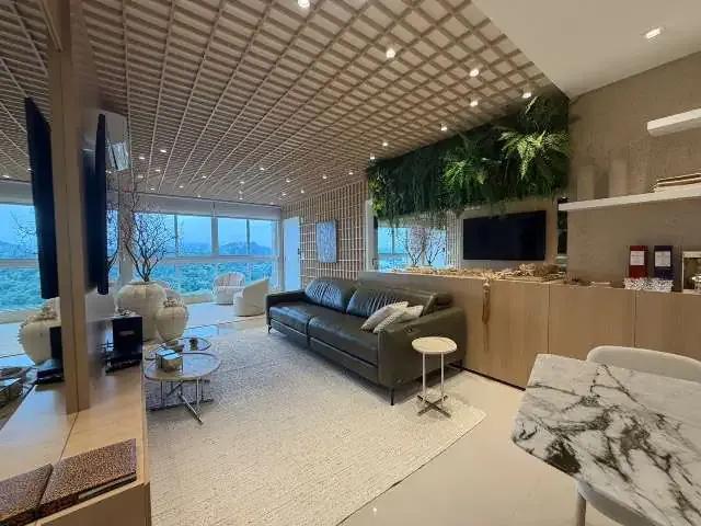 Apartamento para Venda em Balneário Camboriú/SC Centro 4 Quartos
