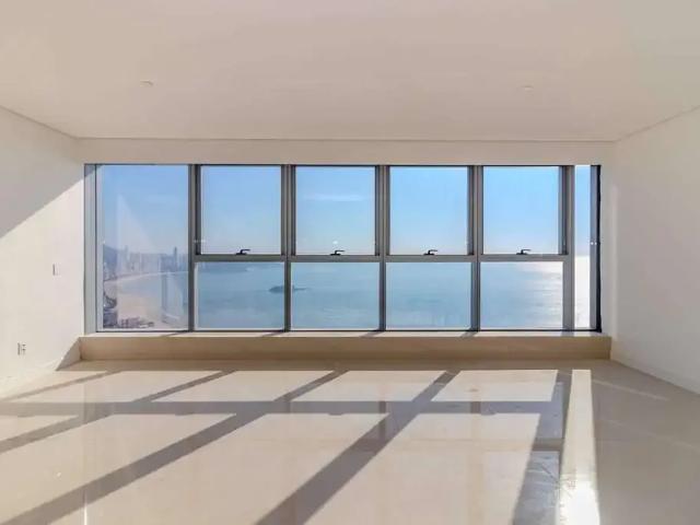 Apartamento para Venda em Balneário Camboriú/SC Centro 4 Quartos