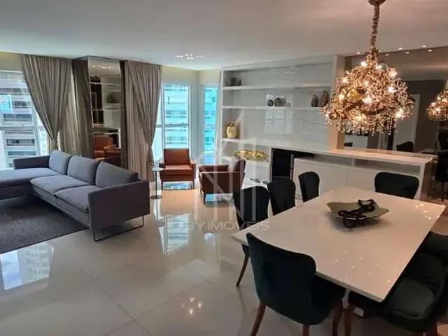 Apartamento para Venda em Balneário Camboriú/SC Centro 4 Quartos