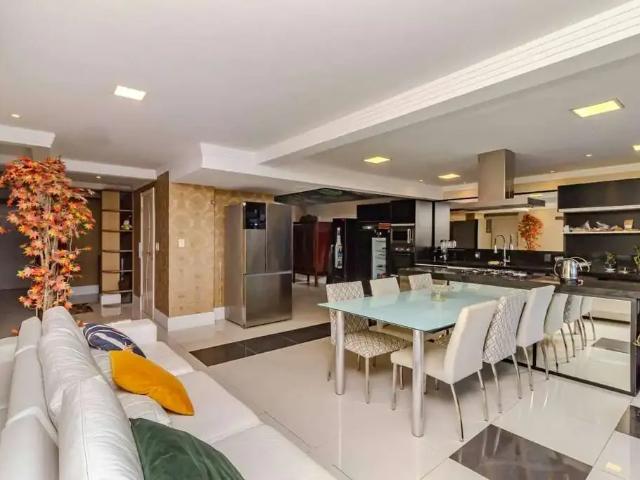 Apartamento para Venda em Balneário Camboriú/SC Centro 4 Quartos