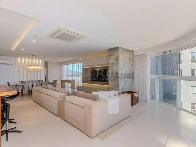 Apartamento para Venda em Balneário Camboriú/SC Centro 4 Quartos