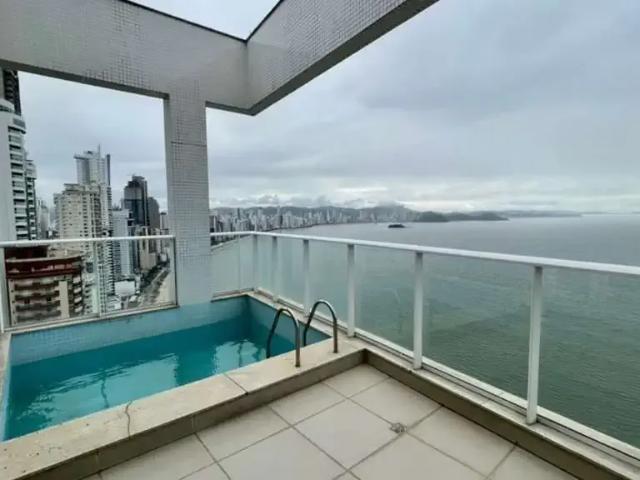 Apartamento para Venda em Balneário Camboriú/SC Centro 4 Quartos