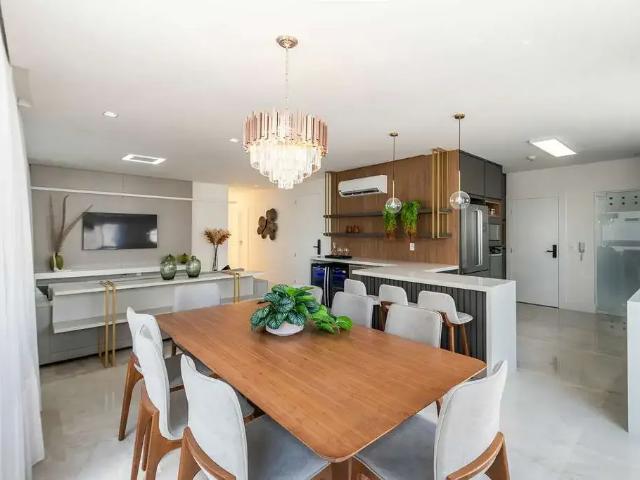 Apartamento para Venda em Balneário Camboriú/SC Centro 4 Quartos