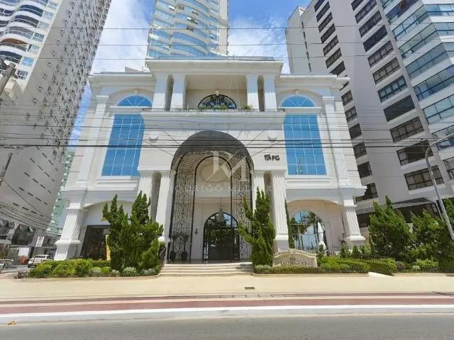 Apartamento para Venda em Balneário Camboriú/SC Centro 4 Quartos