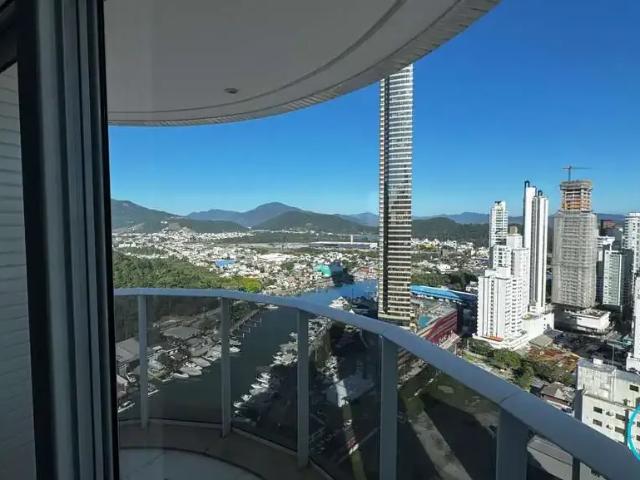 Apartamento para Venda em Balneário Camboriú/SC Centro 4 Quartos