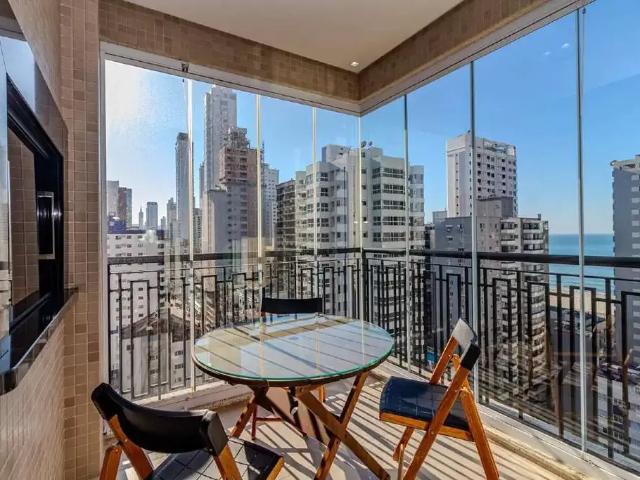 Apartamento para Venda em Balneário Camboriú/SC Centro 4 Quartos