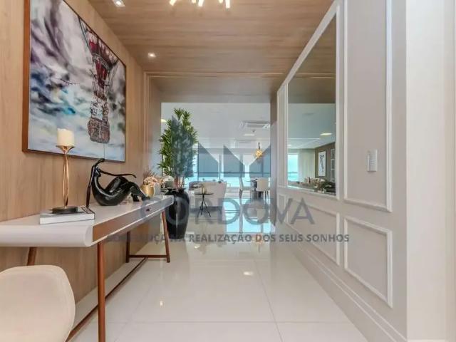 Apartamento para Venda em Balneário Camboriú/SC Centro 4 Quartos