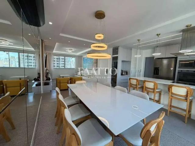 Apartamento para Venda em Balneário Camboriú/SC Centro 4 Quartos