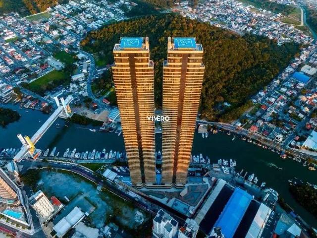 Apartamento para Venda em Balneário Camboriú/SC Centro 4 Quartos