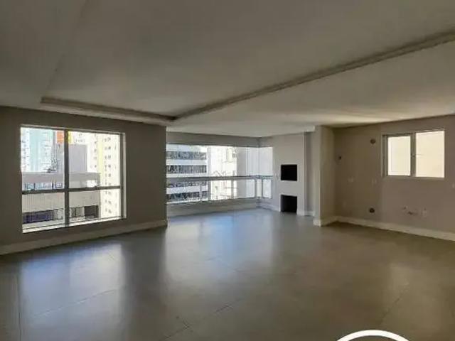 Apartamento para Venda em Balneário Camboriú/SC Centro 4 Quartos