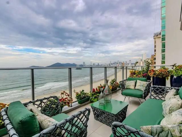 Apartamento para Venda em Balneário Camboriú/SC Centro 4 Quartos