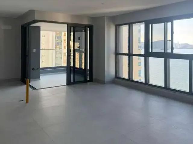 Apartamento para Venda em Balneário Camboriú/SC Centro 4 Quartos