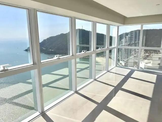 Apartamento para Venda em Balneário Camboriú/SC Centro 4 Quartos