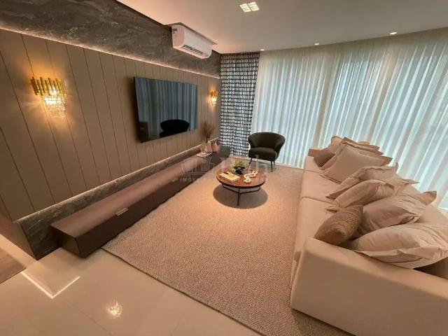 Apartamento para Venda em Balneário Camboriú/SC Centro 4 Quartos