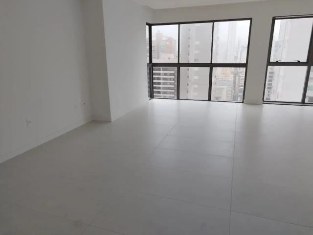 Apartamento para Venda em Balneário Camboriú/SC Centro 4 Quartos