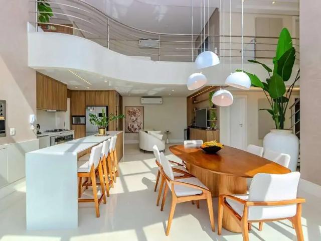 Apartamento para Venda em Balneário Camboriú/SC Centro 4 Quartos