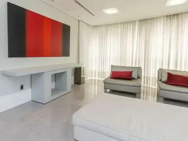 Apartamento para Venda em Balneário Camboriú/SC Centro 4 Quartos