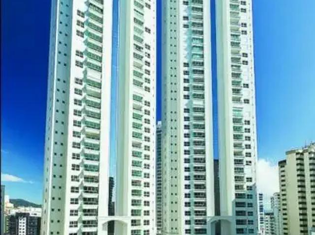 Apartamento para Venda em Balneário Camboriú/SC Centro 4 Quartos