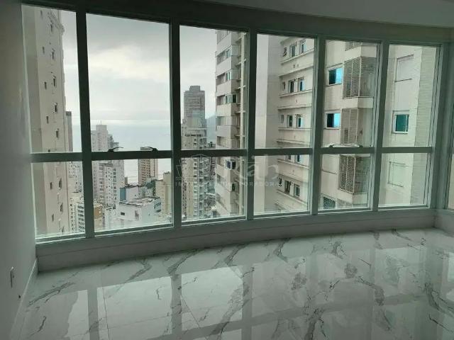 Apartamento para Venda em Balneário Camboriú/SC Centro 4 Quartos