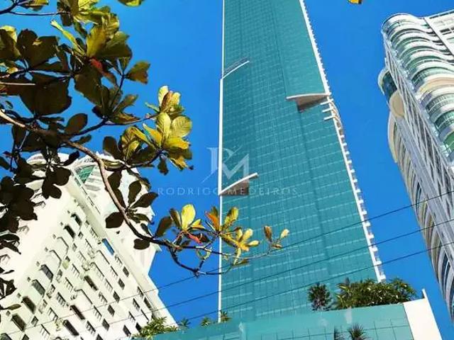 Apartamento para Venda em Balneário Camboriú/SC Centro 4 Quartos