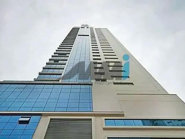 Apartamento para Venda em Balneário Camboriú/SC Centro 4 Quartos