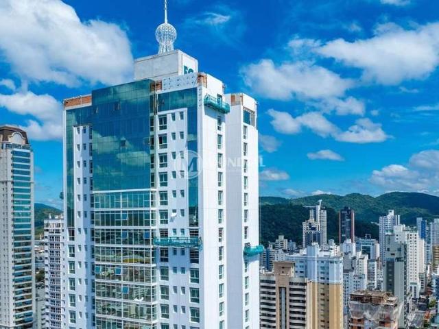 Apartamento para Venda em Balneário Camboriú/SC Centro 4 Quartos