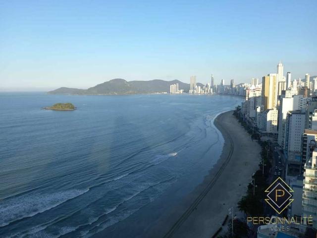 Apartamento para Venda em Balneário Camboriú/SC Centro 4 Quartos