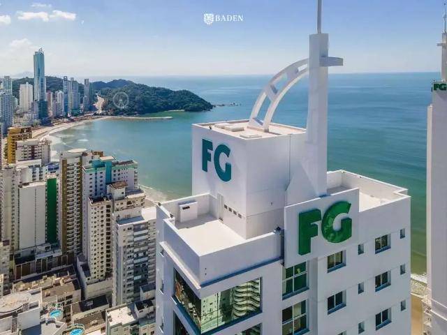 Apartamento para Venda em Balneário Camboriú/SC Centro 4 Quartos