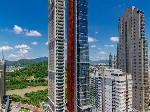 Apartamento para Venda em Balneário Camboriú/SC Centro 4 Quartos