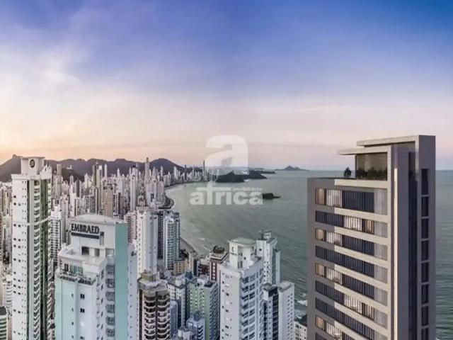 Apartamento para Venda em Balneário Camboriú/SC Centro 4 Quartos