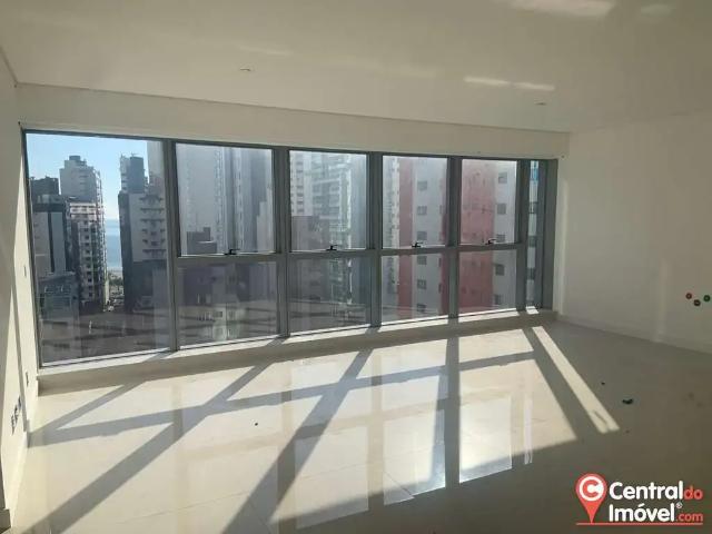 Apartamento para Venda em Balneário Camboriú/SC Centro 4 Quartos