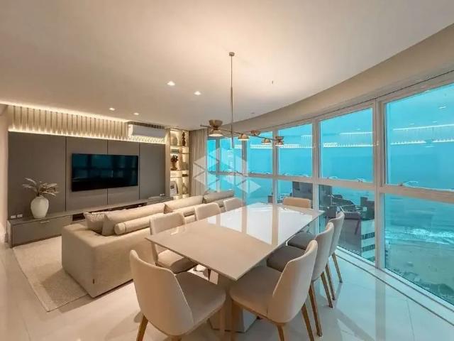 Apartamento para Venda em Balneário Camboriú/SC Centro 4 Quartos
