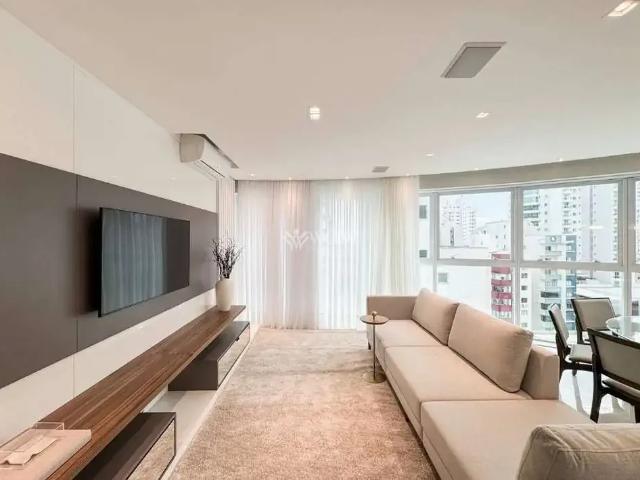 Apartamento para Venda em Balneário Camboriú/SC Centro 4 Quartos