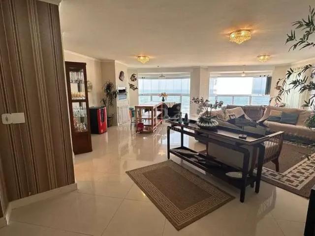 Apartamento para Venda em Balneário Camboriú/SC Centro 4 Quartos