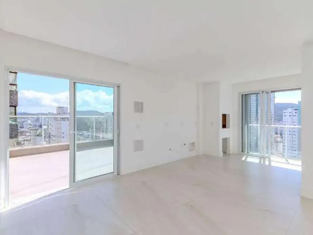 Apartamento para Venda em Balneário Camboriú/SC Centro 4 Quartos