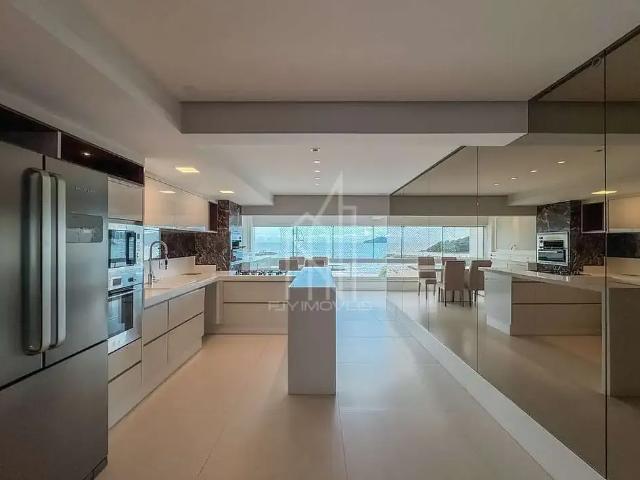Apartamento para Venda em Balneário Camboriú/SC Centro 4 Quartos