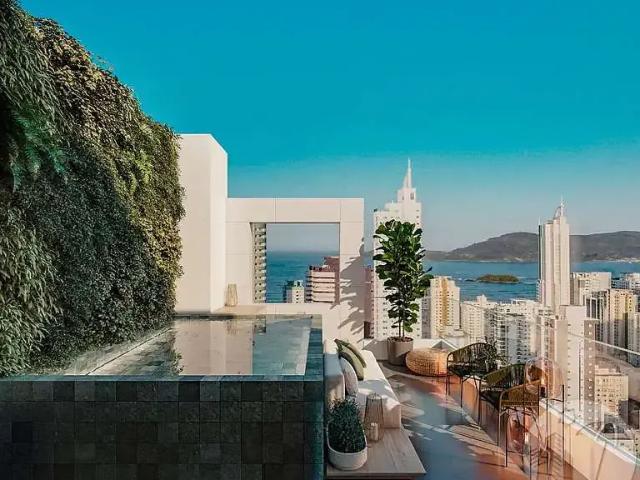 Apartamento para Venda em Balneário Camboriú/SC Centro 4 Quartos