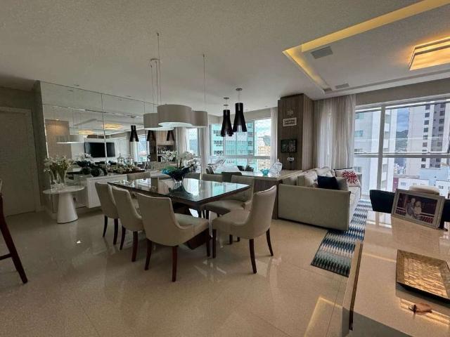 Apartamento para Venda em Balneário Camboriú/SC Centro 4 Quartos