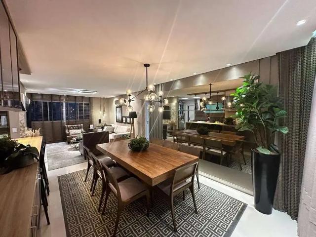 Apartamento para Venda em Balneário Camboriú/SC Centro 4 Quartos
