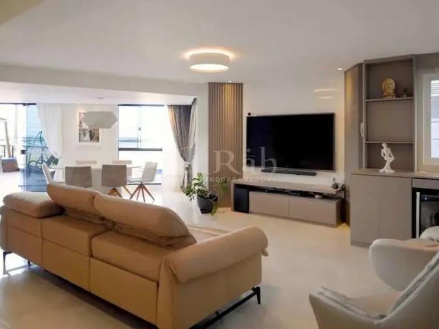 Apartamento para Venda em Balneário Camboriú/SC Centro 4 Quartos
