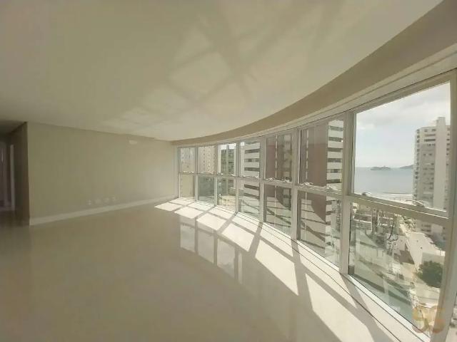 Apartamento para Venda em Balneário Camboriú/SC Centro 4 Quartos