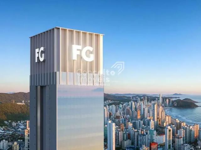 Apartamento para Venda em Balneário Camboriú/SC Centro 4 Quartos