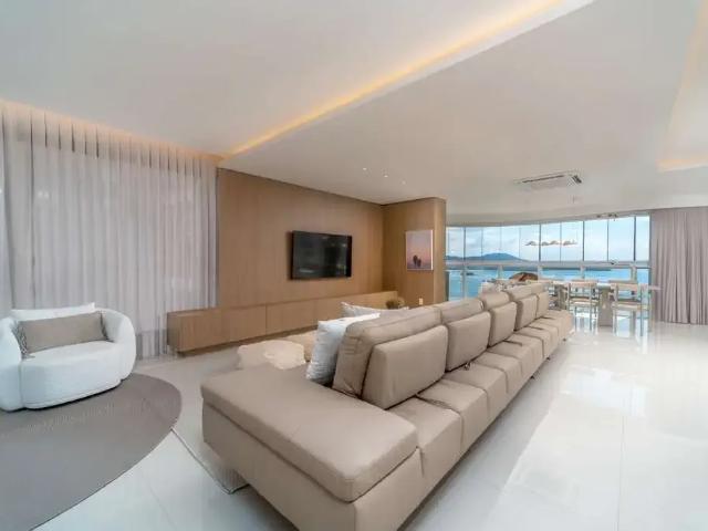 Apartamento para Venda em Balneário Camboriú/SC Centro 4 Quartos