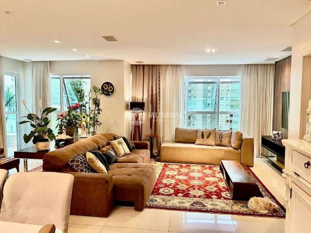 Apartamento para Venda em Balneário Camboriú/SC Centro 4 Quartos