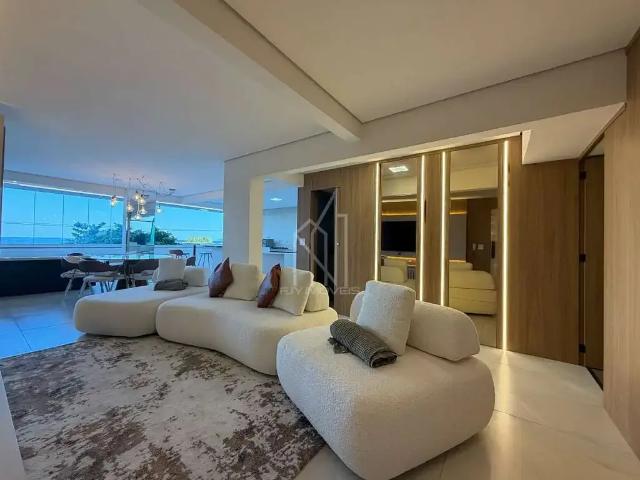 Apartamento para Venda em Balneário Camboriú/SC Centro 4 Quartos