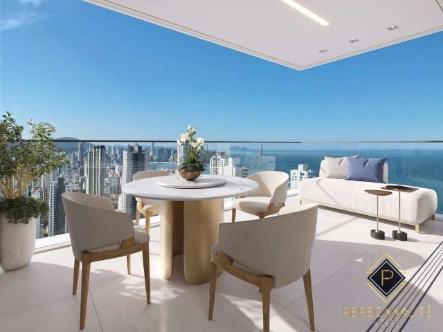 Apartamento para Venda em Balneário Camboriú/SC Centro 4 Quartos