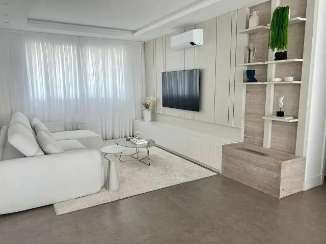 Apartamento para Venda em Balneário Camboriú/SC Centro 4 Quartos