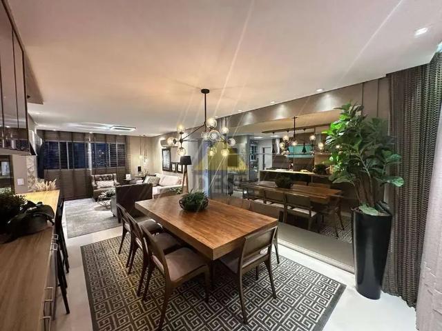 Apartamento para Venda em Balneário Camboriú/SC Centro 4 Quartos